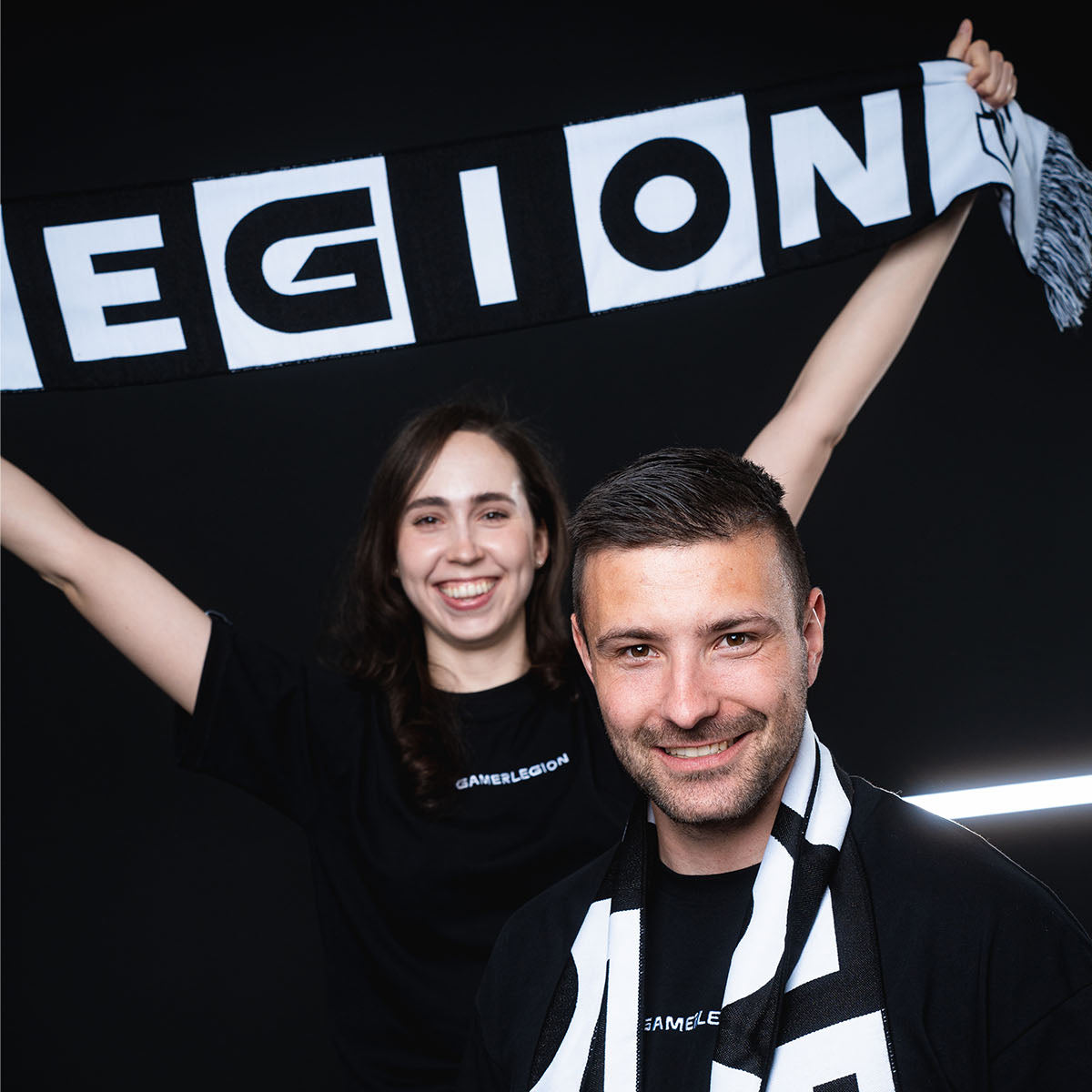 Accessories | Scarf LEGION – Official Fanshop